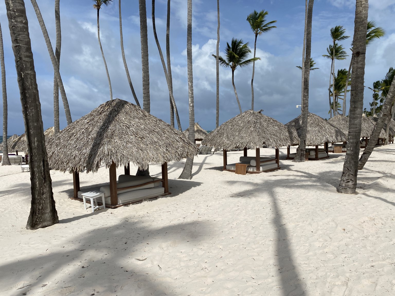beach cabanas private beach - Suburban Chicagoland