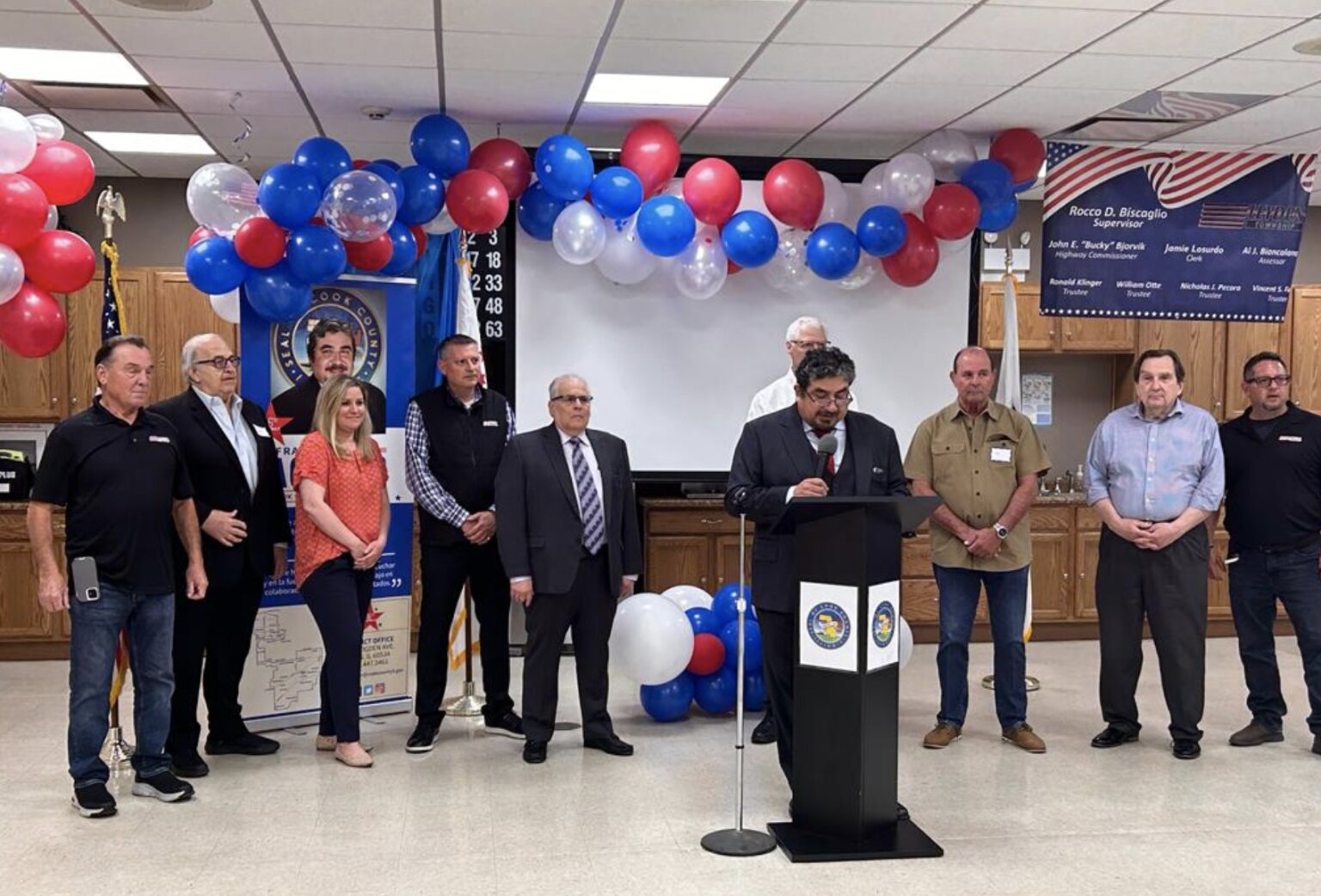 Cook County Commissioner Frank J. Aguilar Opens Satellite Office in ...