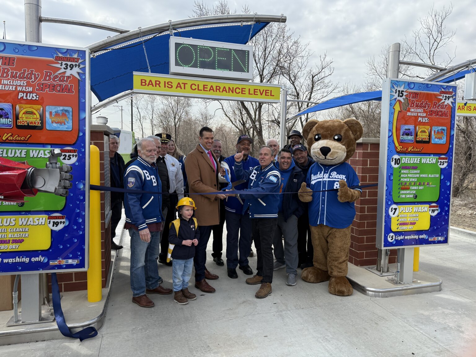 03-26-25 Lyons Buddy bear3 - Suburban Chicagoland