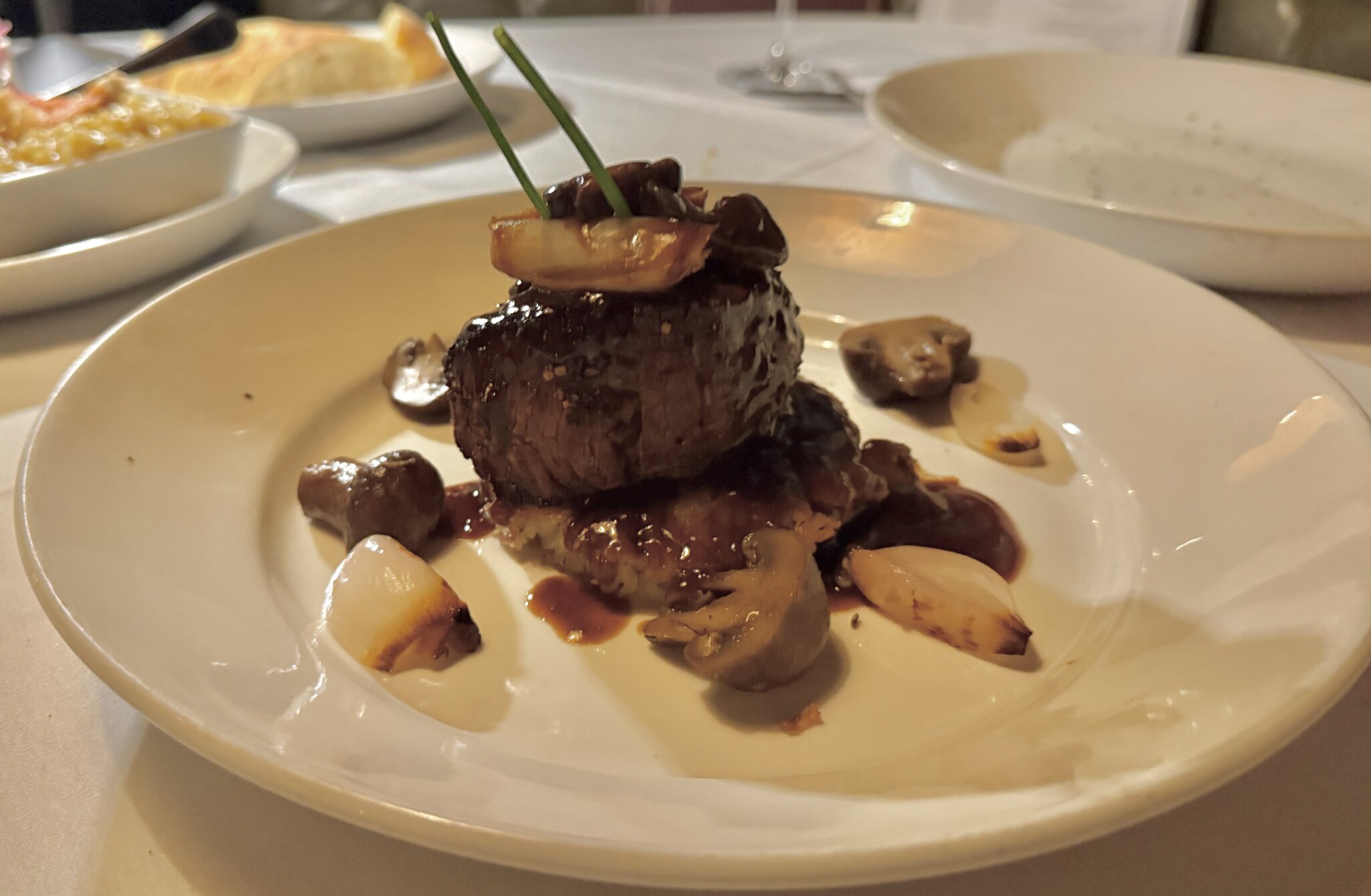 Sullivan's Steakhouse Beef Bordelaise Australian Filet Mignon ...